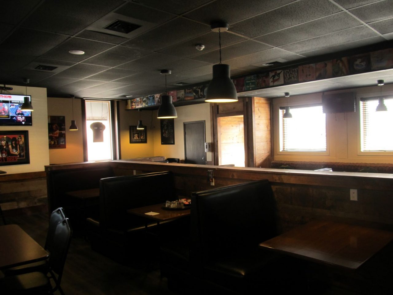 The Venues : TheBackAlley